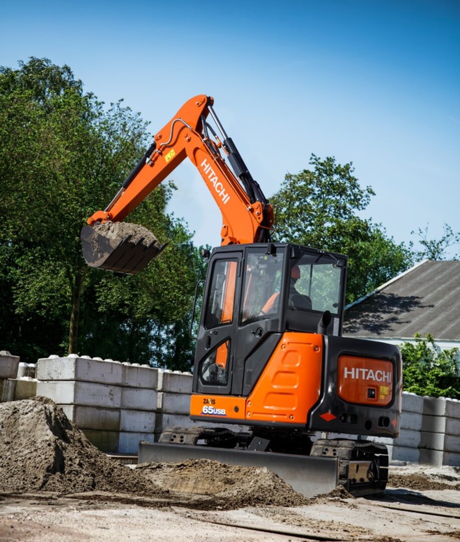 Der Hitachi ZX65USB-6 Minibagger