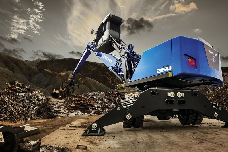 Der Fuchs MHL360F Umschlagbagger