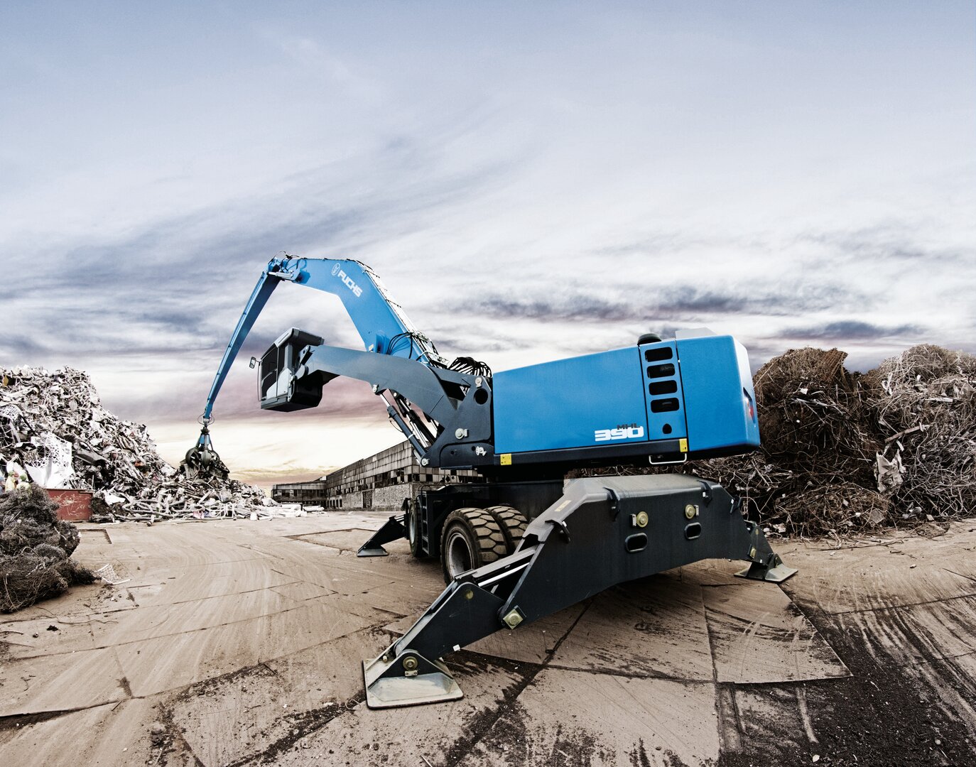 Der Fuchs MHL390F Umschlagbagger