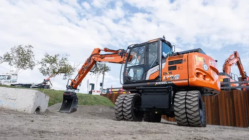KIESEL - Die Kiesel Group - breit aufgestellt in 4 Geschäftsfeldern